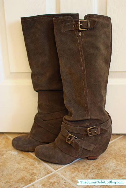 Fashion Friday - boots & stripes - The Sunny Side Up Blog