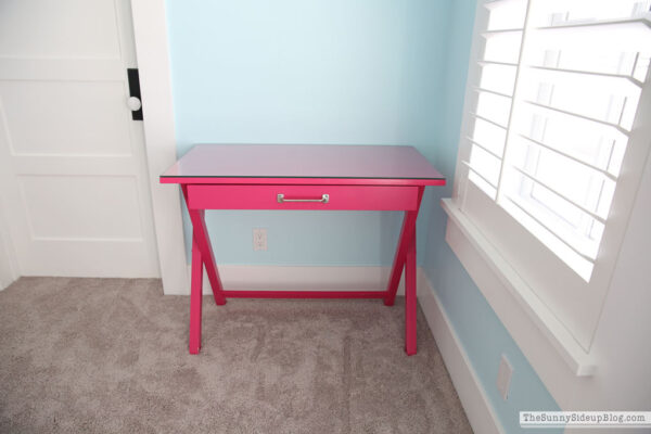 Girls' Bedroom Desks - The Sunny Side Up Blog