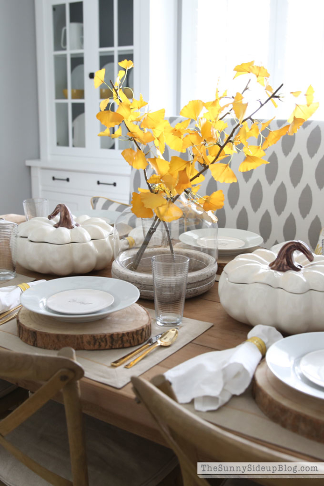 Simple, Neutral Thanksgiving Tablescape - The Sunny Side Up Blog