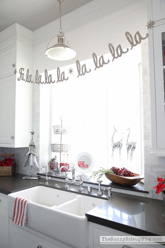 Kitchen Christmas Decor! - The Sunny Side Up Blog