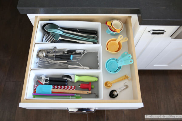 My Organized Kitchen (and how to keep your kitchen clean and organized ...