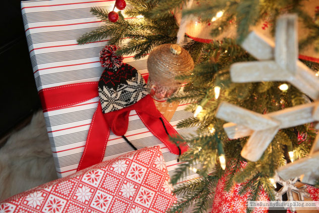Office Christmas Decor with Container Store Gift Wrap (and a giveaway ...
