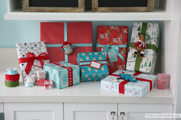 Office Christmas Decor with Container Store Gift Wrap (and a giveaway ...