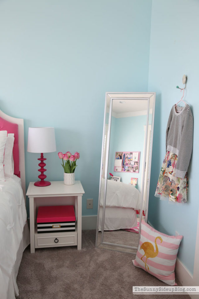 Girl's Bedroom Update - The Sunny Side Up Blog