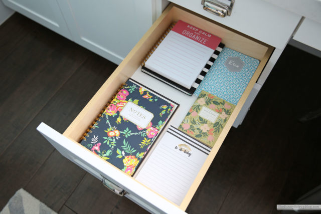 My Organized Office (part 1!) - The Sunny Side Up Blog