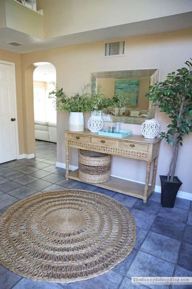 The Round Jute Rug (that looks good everywhere..) - The Sunny Side Up Blog