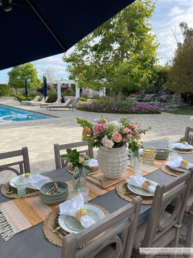 Summer Outdoor Dining - The Sunny Side Up Blog
