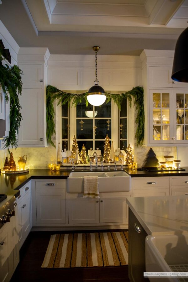 Cozy kitchen window/gift ideas - The Sunny Side Up Blog