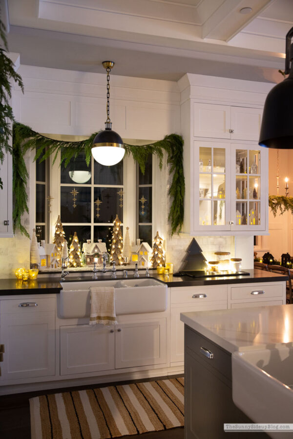 Cozy kitchen window/gift ideas - The Sunny Side Up Blog