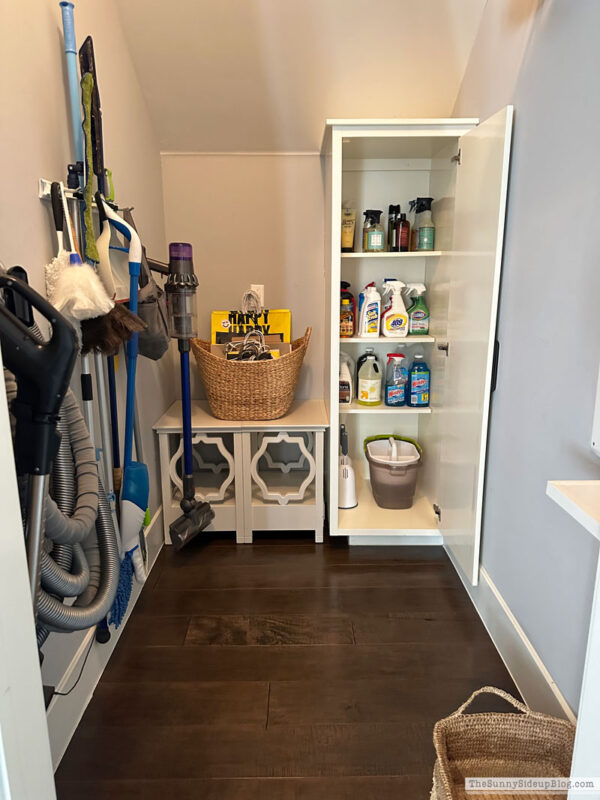 Organized Cleaning Closet - The Sunny Side Up Blog