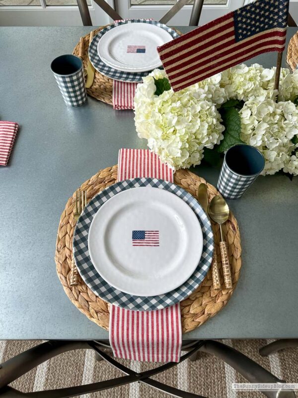 Patriotic Table/Father's Day Gifts - The Sunny Side Up Blog