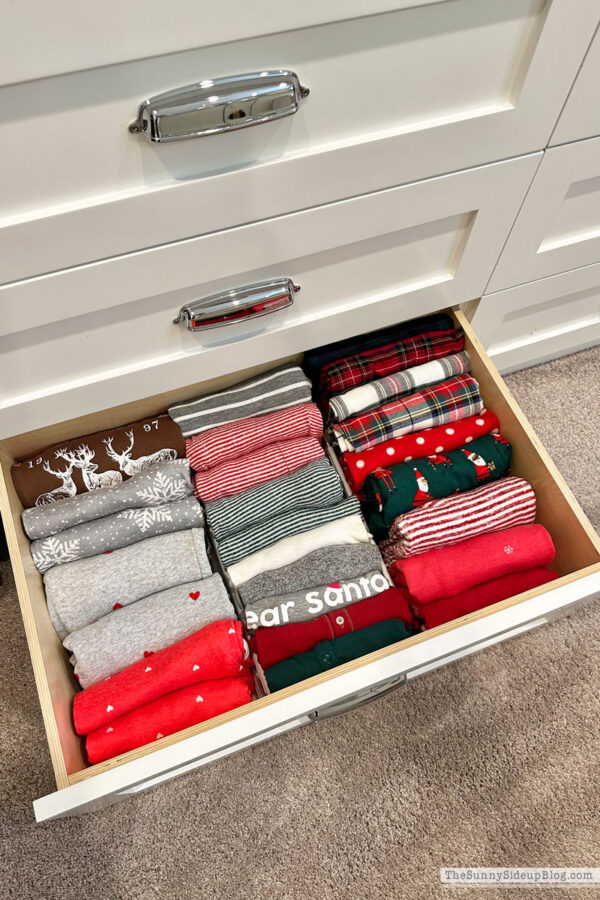 Organized Drawers - The Sunny Side Up Blog